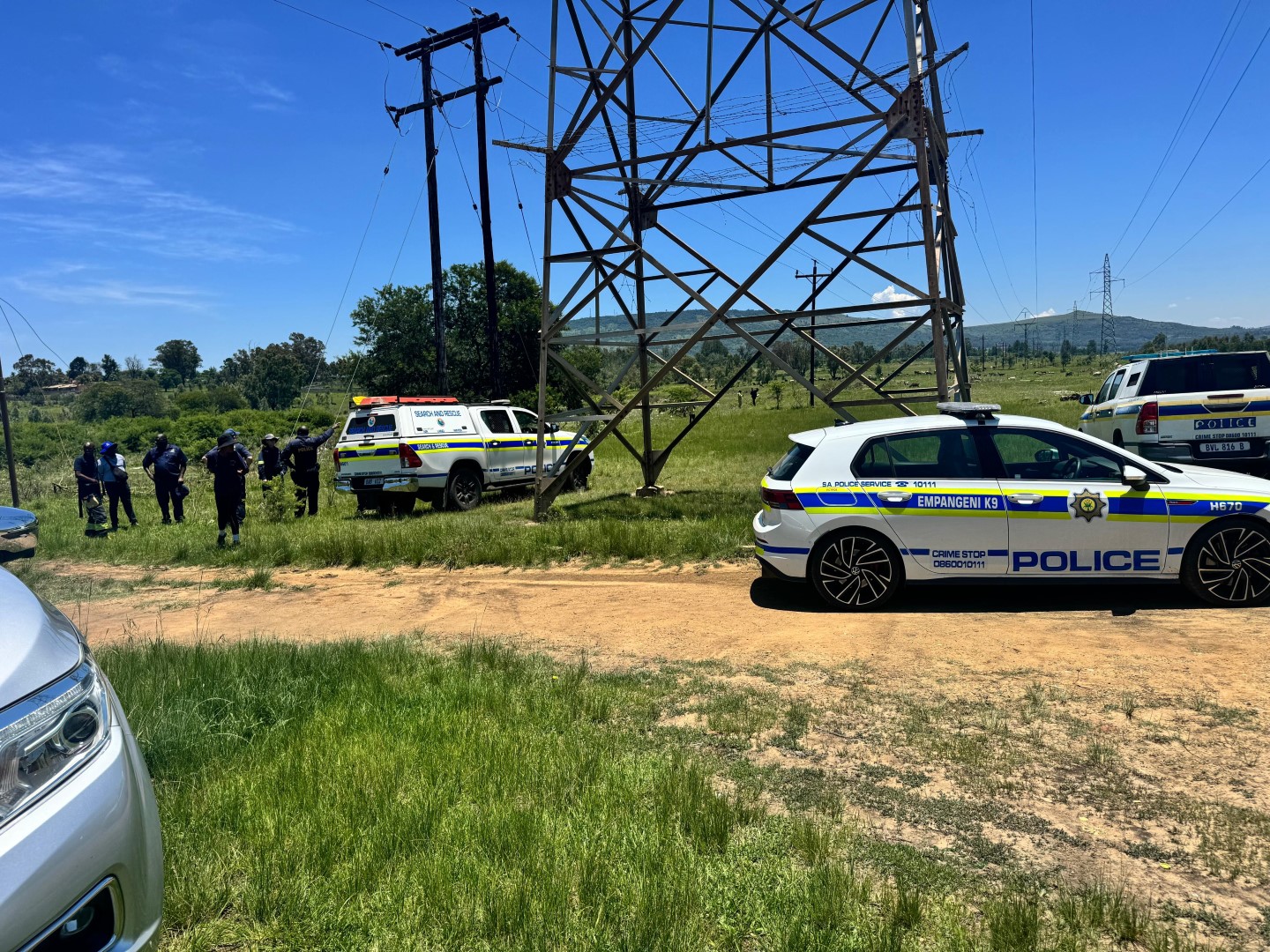 Search teams comb river banks for missing Dundee woman swept away in ...