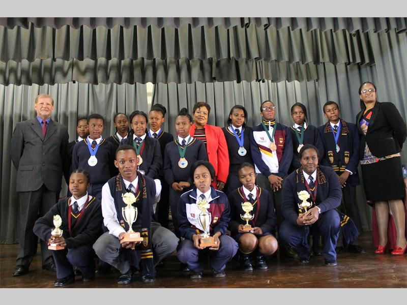 MEC pays a visit to agricultural schools | Review