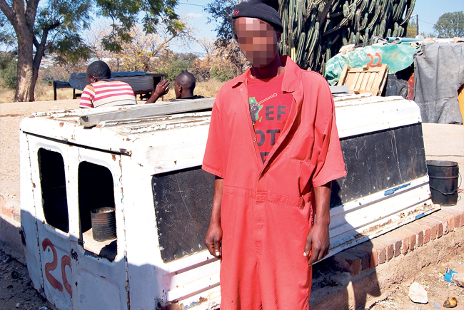 Disteneng’s dogs | Review