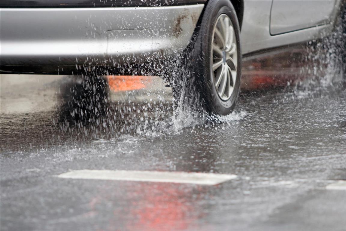 Wet roads: Be on the alert | Review