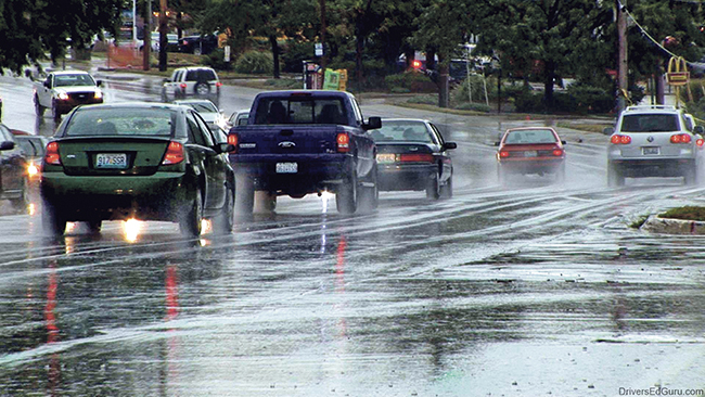 Guidelines for motorists on how to drive safely on wet roads | Review