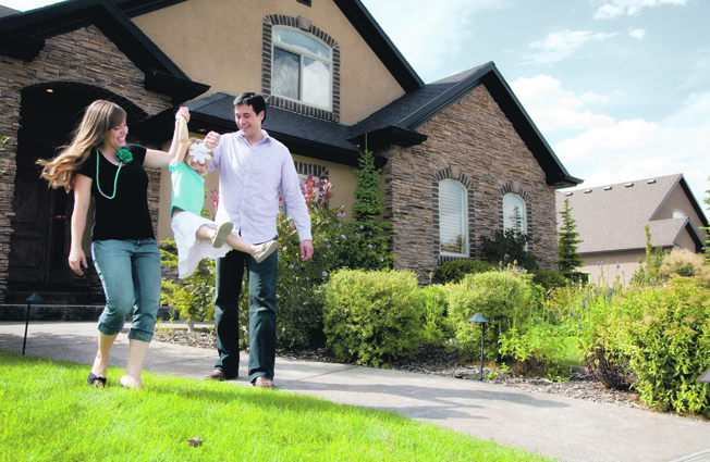 First house versus family house | Review