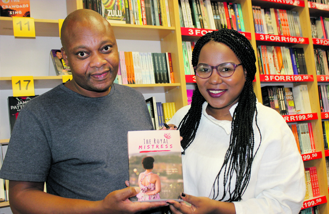 Local author meets book lovers | Review