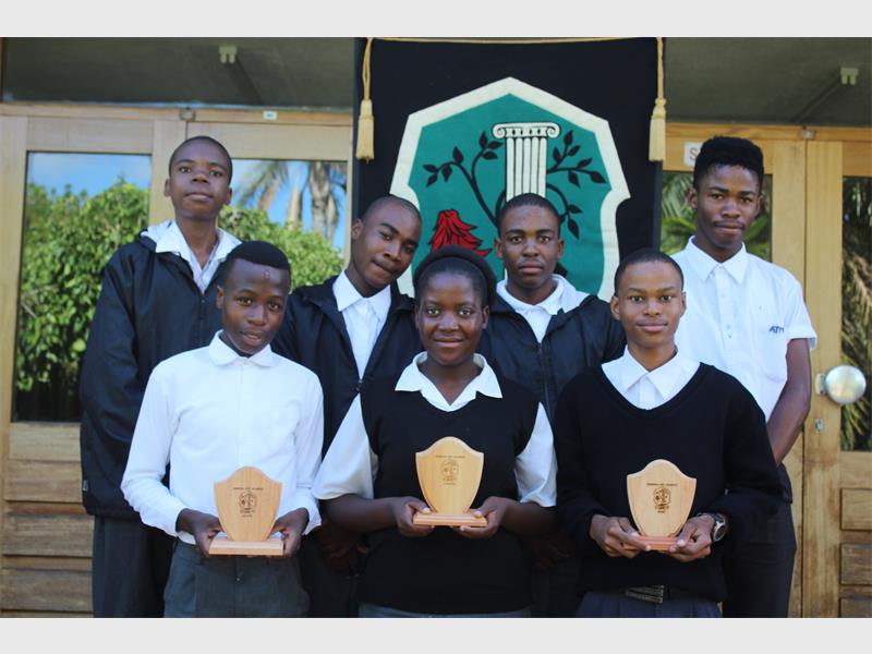 Piet Joubert school rewards top '19 academic achievers | Review