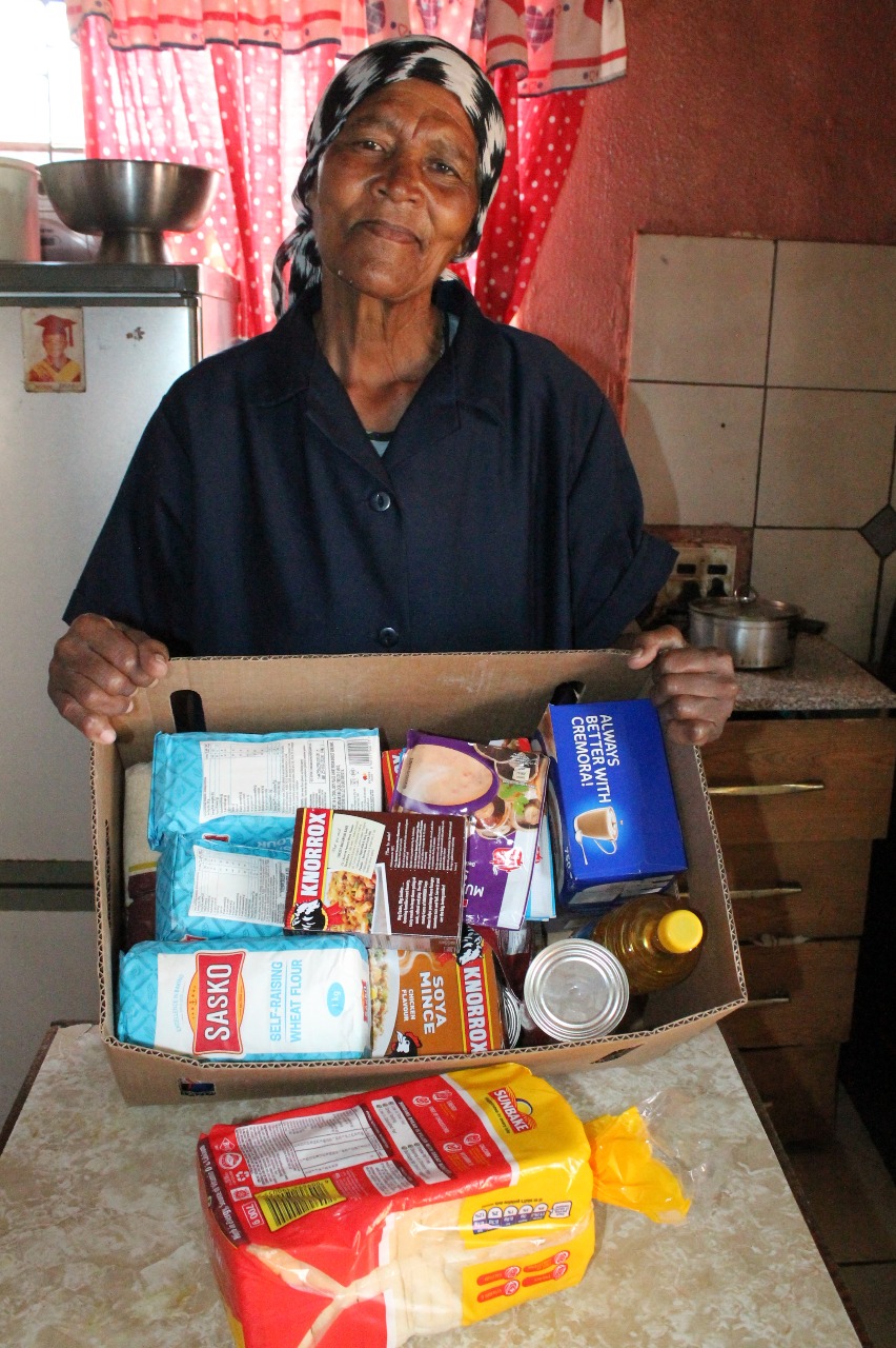 Food parcel drive courtesy of EH Hassim Builders World | Review