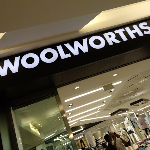 Robbers target Woolworths, Mall of the North