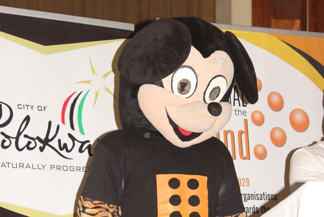 Papa Mouse loves putting smiles on people's faces | Review