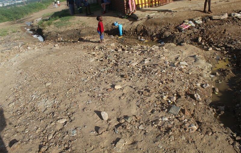 Ext 71 residents ask municipality to level roads for their safety | Review