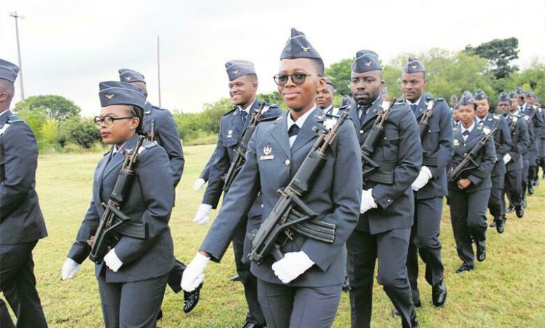 Over 100 SANDF soldiers honoured with long service medals | Review