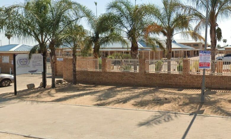 Security guards tied up during Nirvana Primary School robbery | Review