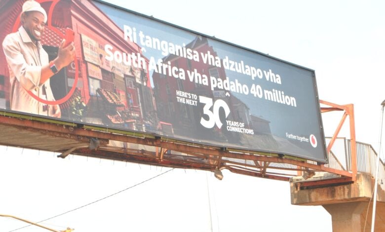 Partial bridge collapse causes chaos in Thohoyandou | Review