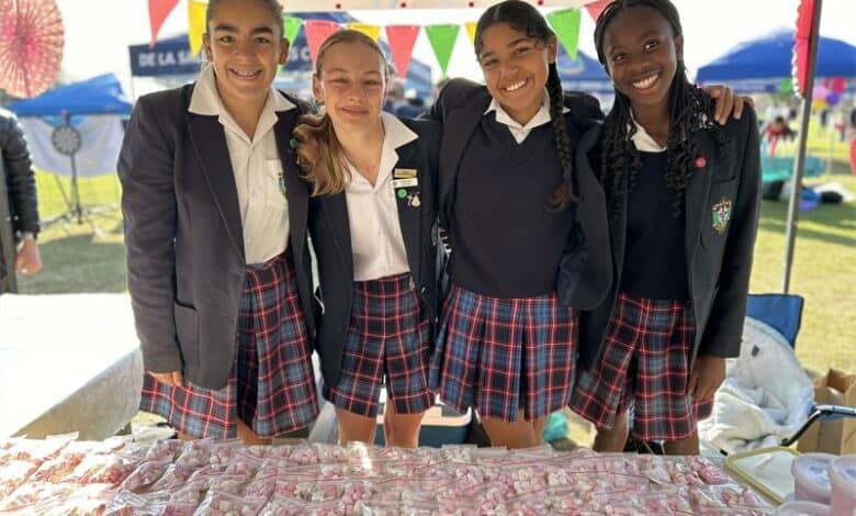 De La Salle Holy Cross College Grade 7s host their market day ...