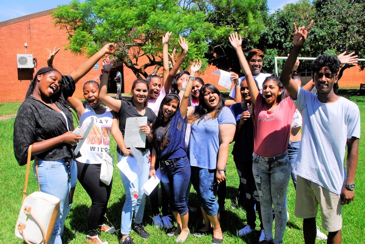 Thumbs up for 2017 matrics | North Coast Courier