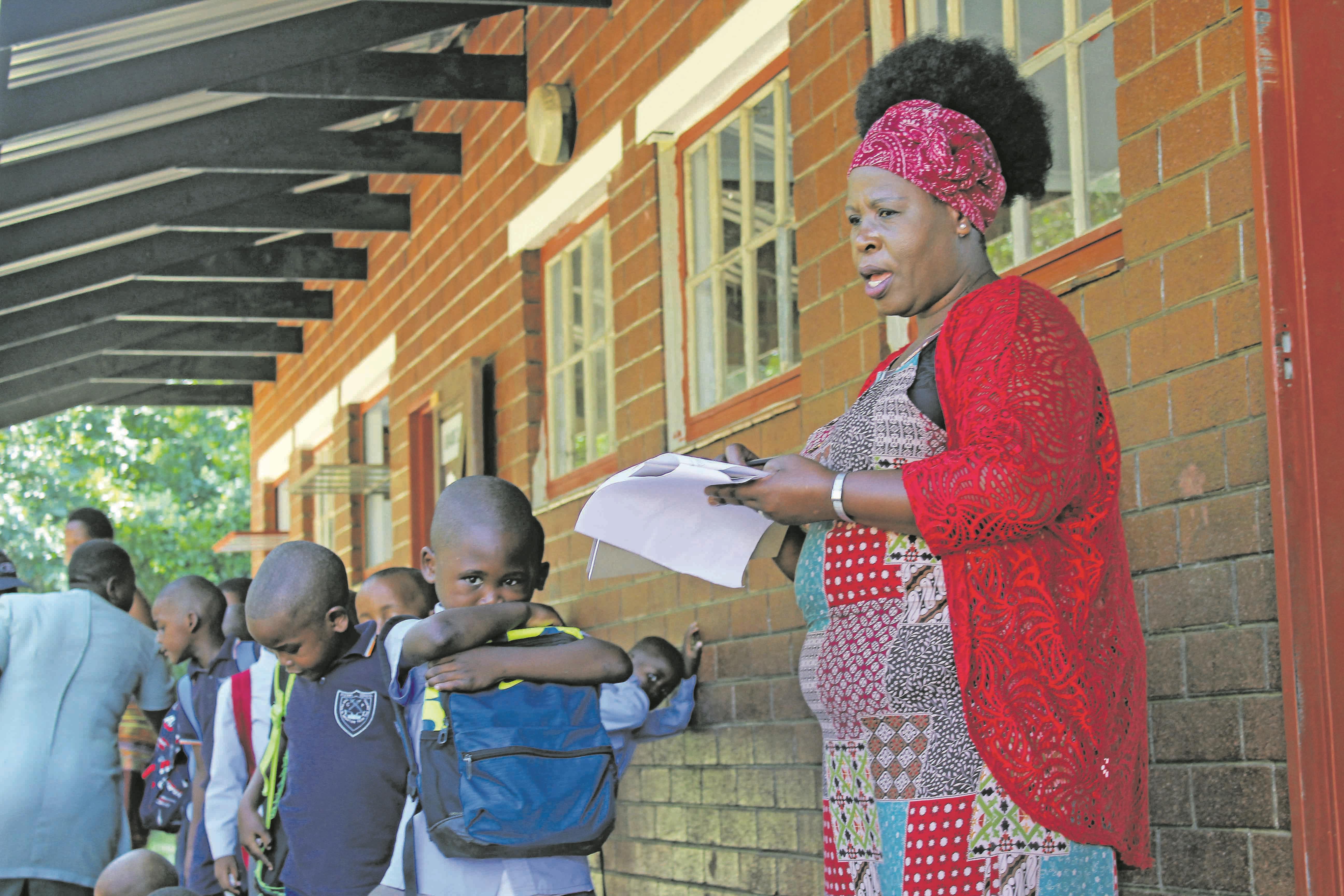 PHOTOS: Sizani Primary welcomes grade ones with open arms | North Coast ...