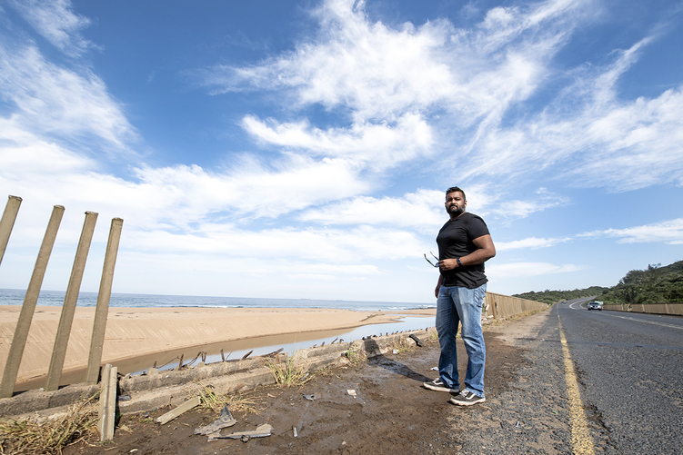 WATCH: Seatides resident recounts daring rescue at Tongaat river bridge ...