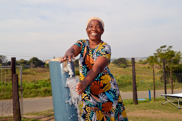 Siza Water pipes water directly to Nkobongo homes for the first time ...