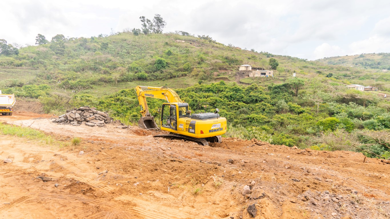 Building of a R77-million bridge begins on the R74 at Maphumulo [Watch ...