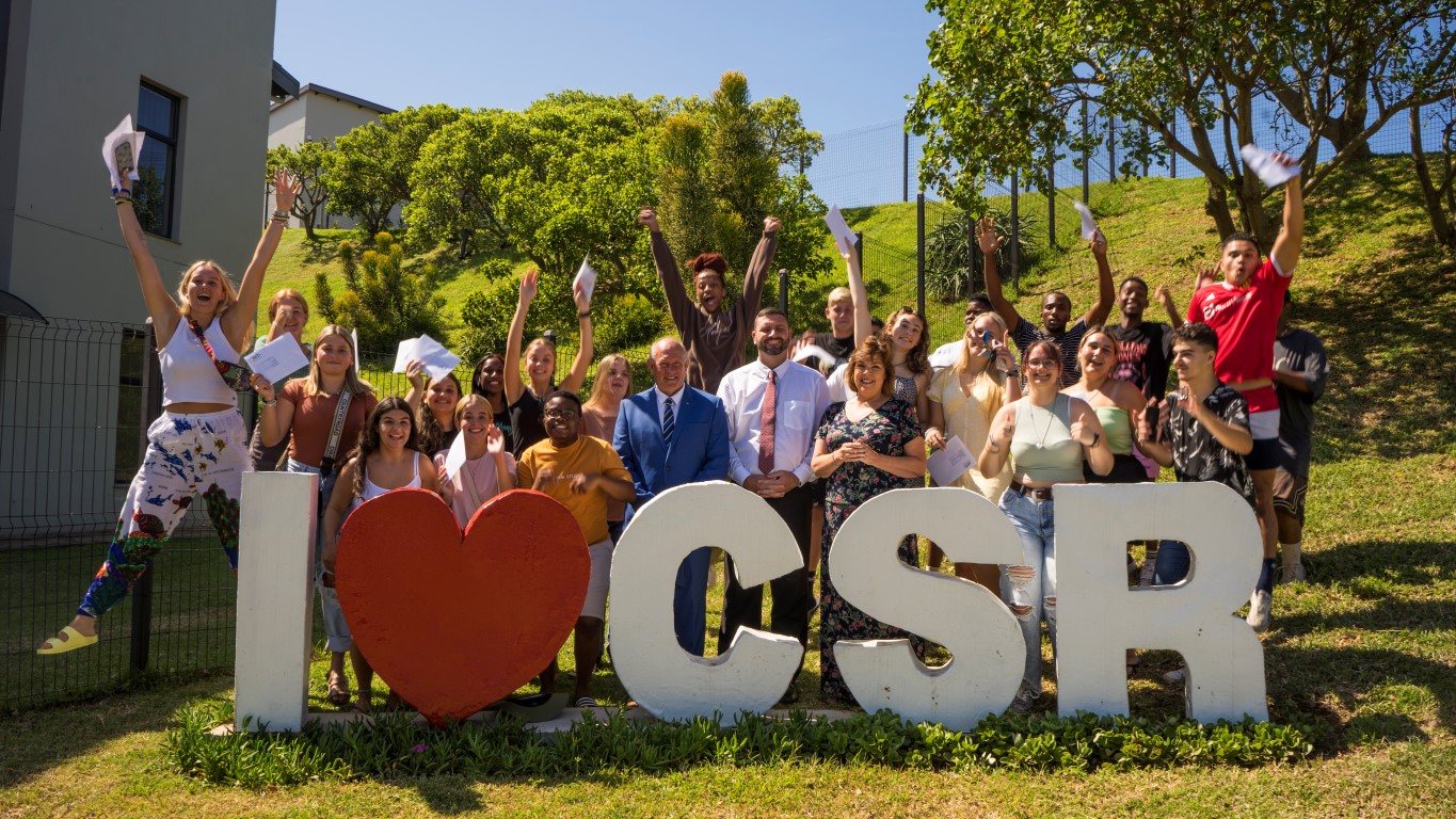 Curro Salt Rock celebrates top 5 matriculants | North Coast Courier