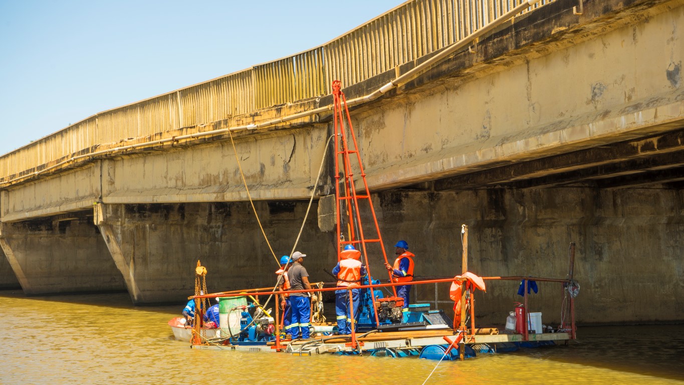 M4 Tongaat River bridge assessment crew's ferry boat goes AWOL | North ...