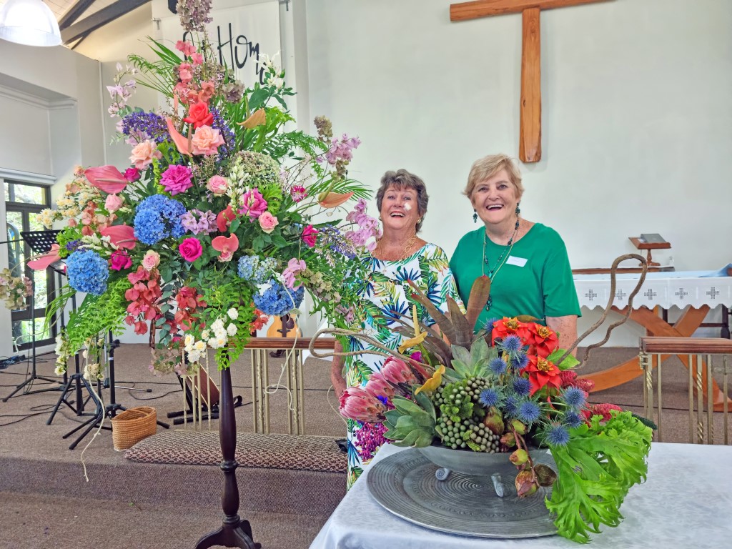 The art of flower arrangement with the Roses | North Coast Courier