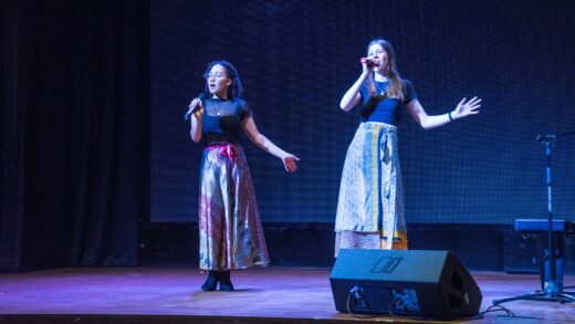 Top musician Coenie de Villiers shares insight, performs at Ashton ...