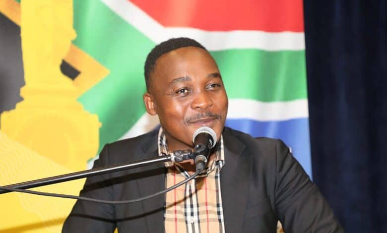 Ratepayers vent frustrations at mayoral imbizo | North Coast Courier