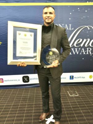 Umhlali top cop Clinton Odayar wins national excellence award | North Coast Courier