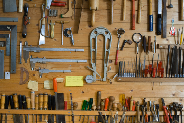 Houtwerk vereniging stal uit | Rekord