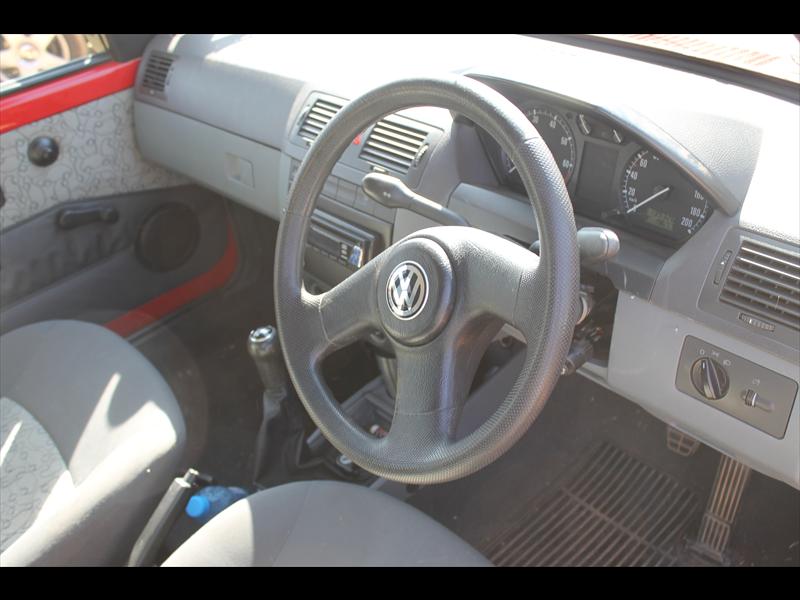 Baton stick broke into pieces in crime fight | Rekord