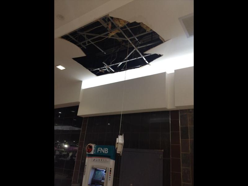 Centurion Mall investigating roof collapse | Rekord
