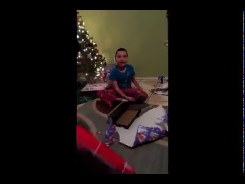 VIDEO OF THE DAY: Worst Christmas tantrum ever? | Rekord