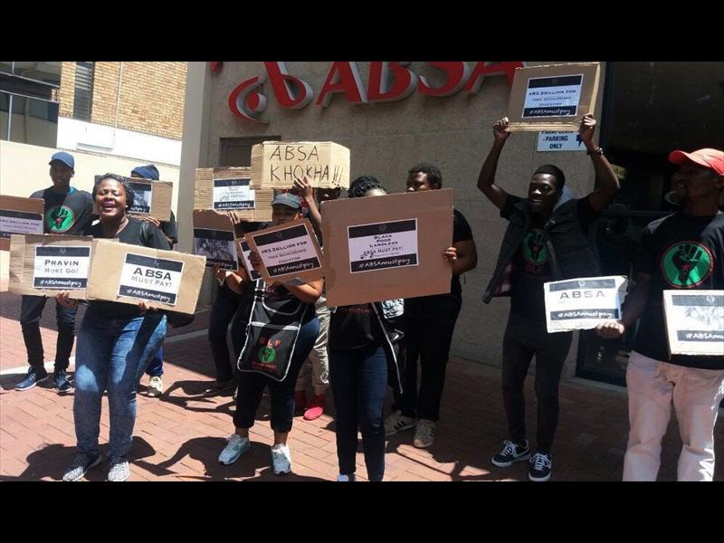 Pay back "stolen" billions: Black First Land First | Rekord