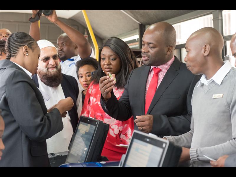 Tshwane bus service reveals cashless paying system | Rekord