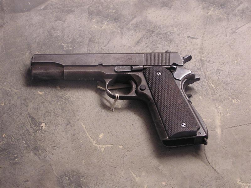 Woman robbed at Brooklyn centre | Rekord