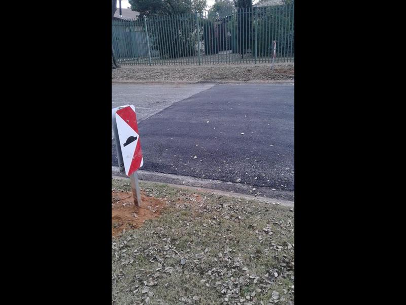 Pasop vir nuwe spoedbulte in die Moot | Rekord