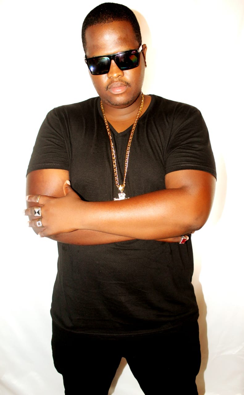 Local rapper starts an online radio station | Rekord