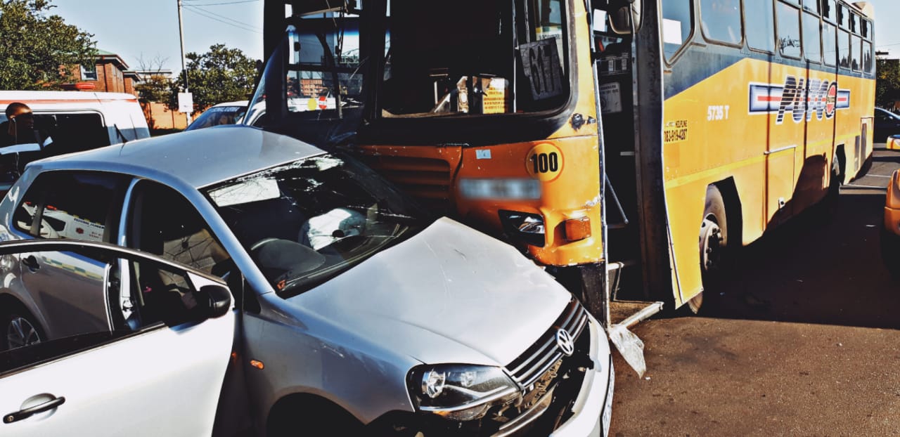 Woman in critical condition after Putco crash | Rekord