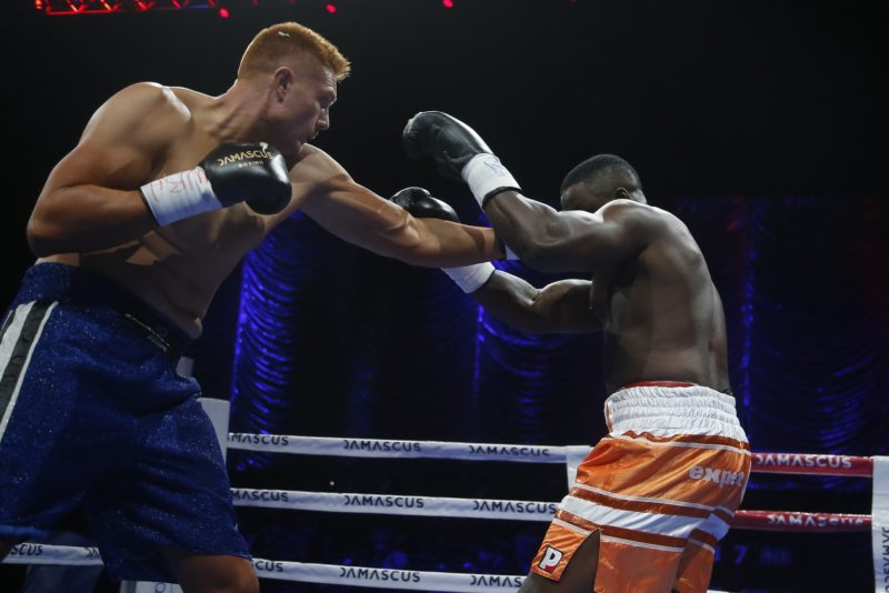 Challenger quickly sent to the canvas by the ‘new’ Ruann Visser | Rekord