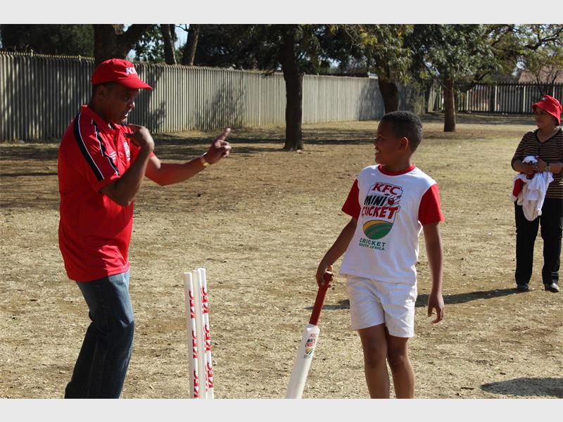 Popular mini cricket comes to Eersterust | Rekord