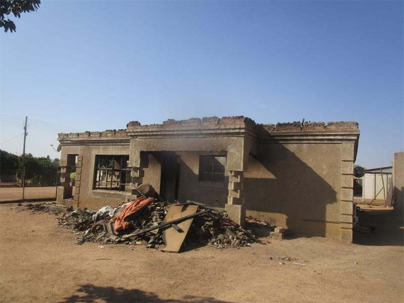 Mabopane family still stranded two weeks after fire guts home | Rekord