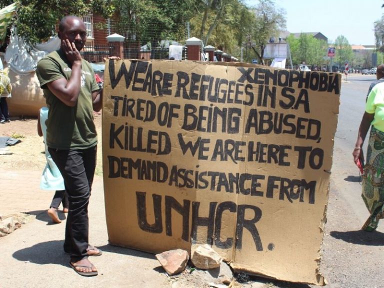 East refugees and asylum seekers status verification completed | Rekord