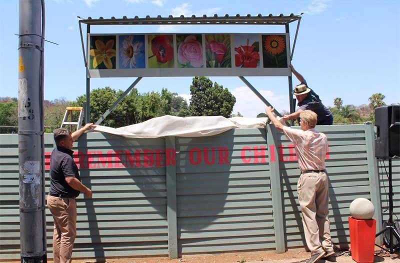 Vigil for Van Rooyen victims | Rekord