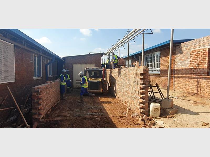 Construction at north hospital to handle Covid-19 patient influx | Rekord