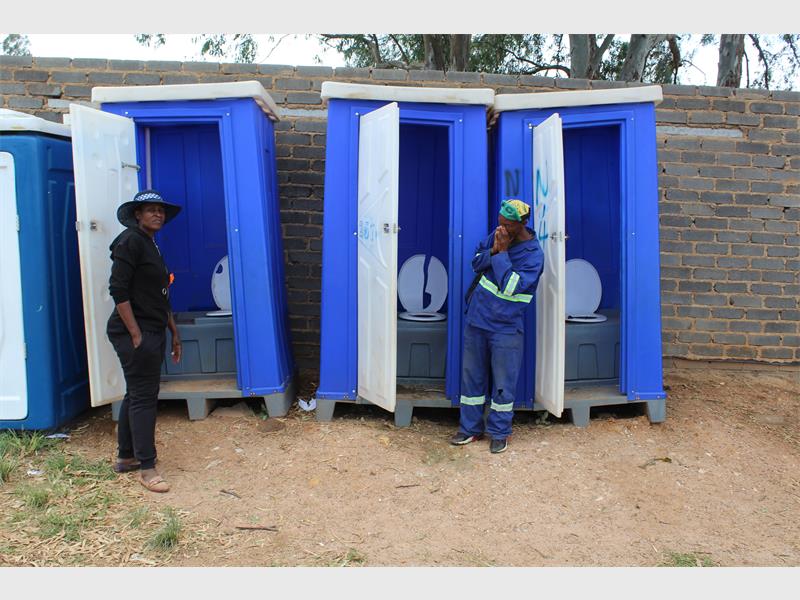 Mobile toilets for Tshwane’s informal settlements | Rekord