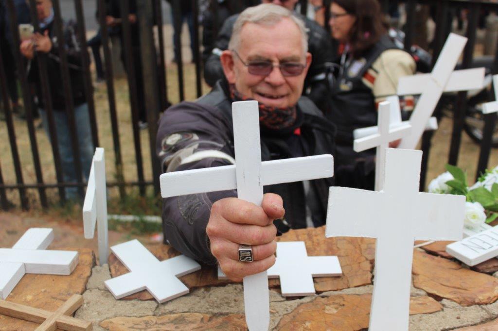 ‘Stop farm murders,’ protesters demand | Rekord
