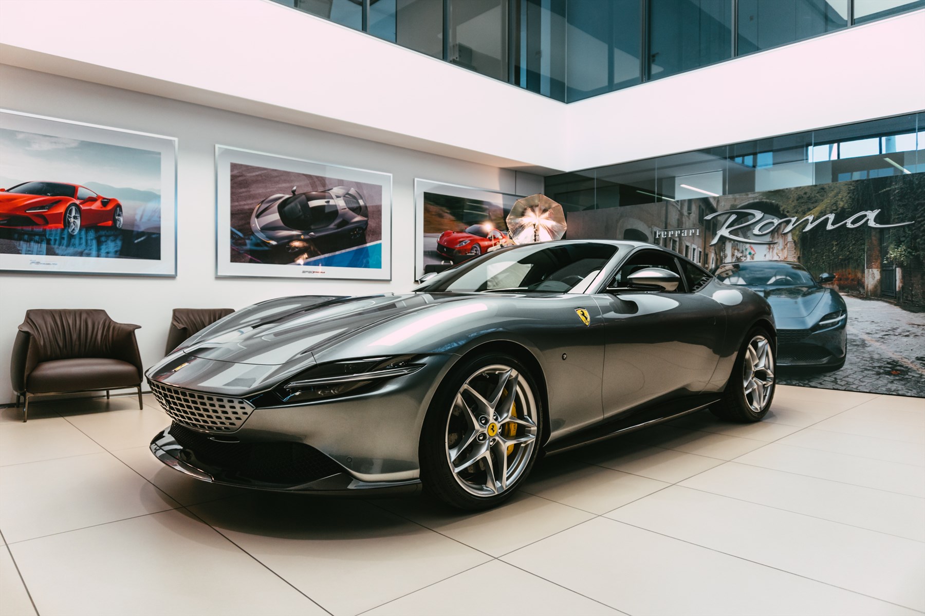 The Ferrari Roma also features variable boost management | Rekord