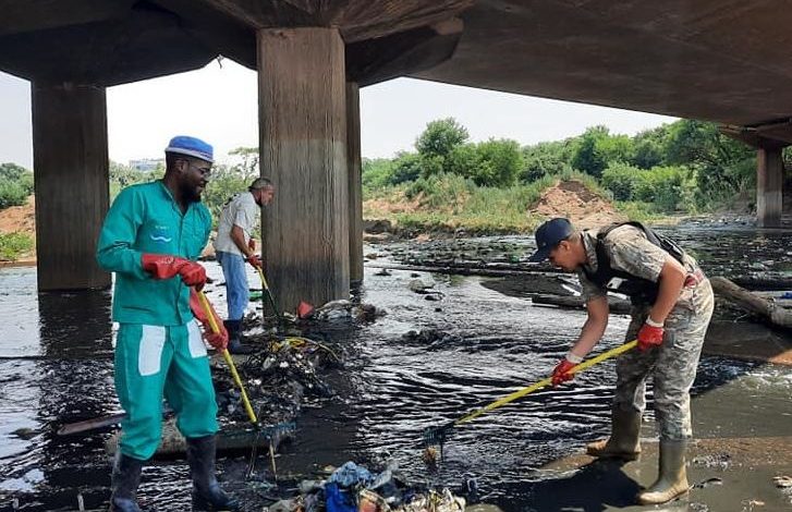 50 tonnes of waste removed from Hennops in overall clean-ups | Rekord