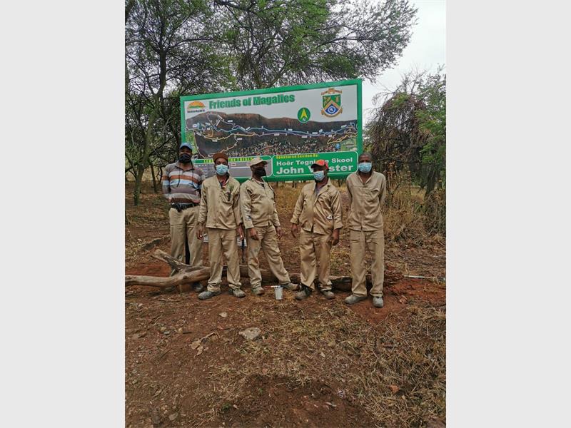 HTS John Vorster doen herstelwerk aan Magaliesberg | Rekord