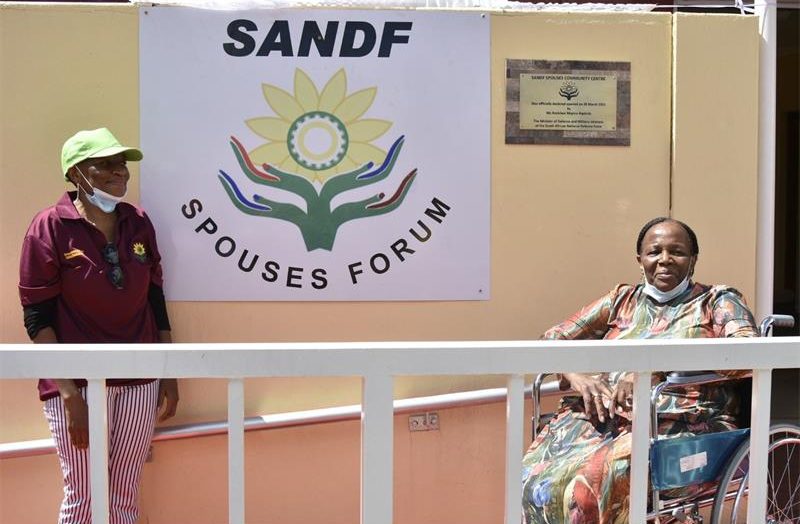 SANDF unveils community centre at Tek Base | Rekord