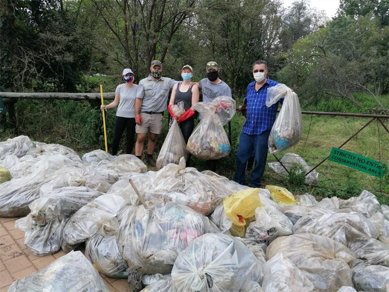 Hennops river cleaned up on World Water Day | Rekord